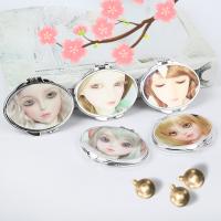 China Fashion Design Style Foldable Heart Shaped Cosmetic Mirror for On-the-Go and Travel for sale
