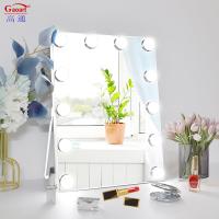 China Effortlessly Achieve a Glamorous Makeup Look with Hollywood Mirror for sale