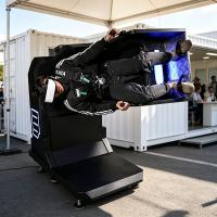 China Single-Seater 360 Degree Rotation VR Roller Coaster Machine with High Immersion Effects for sale