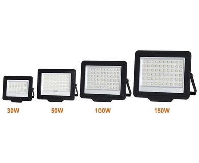 China 100W Outdoor Solar Flood Light 170lm/W IP65 Heat Dissipation ABS Housing for sale