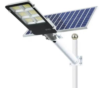 China Aluminum Solar Street Light IP65 120W 240W 360W with Remote Control 3 Year Warranty for sale