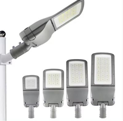 China Outdoor LED Street Light 50W 100W 150W 200W IP66 Waterproof Roadway Lamp for sale