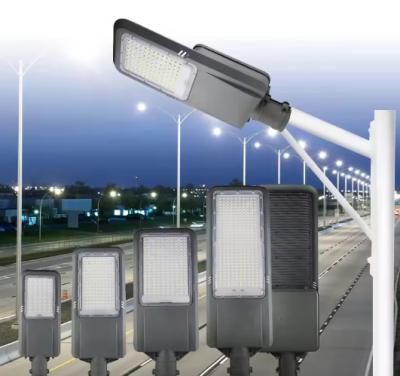 China IP66 Outdoor LED Street Light 50W 100W 150W 200W SMD Die-Cast Aluminum Highway Lamp AC85-265V for sale