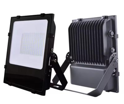 China IP66 Waterproof LED Floodlight 50W 300W SMD Aluminum Outdoor Flood Light 120lm/W for sale