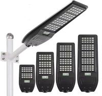 China IP66 Solar LED Street Light 50W 150W High Brightness 220lm/W with LiFePO4 Battery for sale