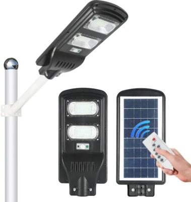 China All in One Solar Street Lamp 40W IP65 Waterproof Polysilicon 5V 11W Panel 10000MA Battery for sale