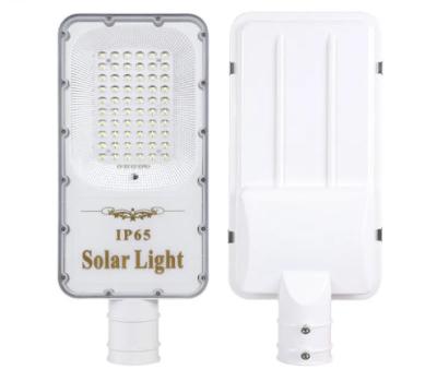 China IP66 Waterproof 100W 200W 300W LED Solar Street Light with Remote Control for Outdoor Use for sale