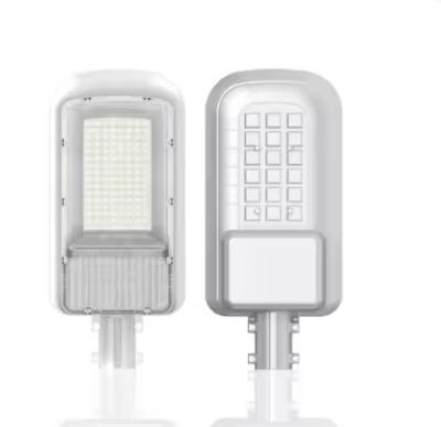China IP65 Solar Street Light 210lm/W CREE LED 2300lm 3000lm LiFePO4 Battery Aluminum Alloy for sale