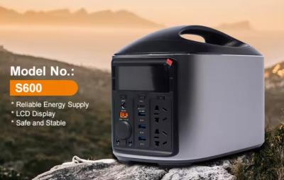 China 740Wh LiFePO4 Portable Power Station 600W AC Output Solar Generator for Outdoor Camping for sale