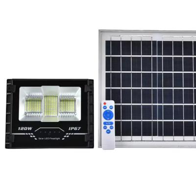 China Solar LED Flood Light 100W to 1000W with Remote Control IP67 Die Cast Aluminum for sale