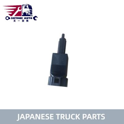 China Japanese truck parts Clutch Pedal Switch 88280-E0050 84380-2190 for FM2P HINO 500 700 PROFIA TRUCK PARTS for sale