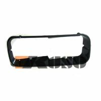 China ISUZU Forward Giga FVR FTR Headlamp Rim 1-82117078-0 1-82117079-0 370g for sale