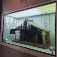 China 43 Inch Transparent LCD 3D Advertising Display Box with 1280×800 Capacitive Touch Screen for Interactive Showcases for sale