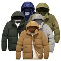 China Men's Down Coat with Regular Fit Machine Washable and Zipper Pockets for Winter Comfort for sale