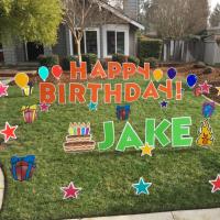 China PP Corrugated Plastic Yard Letters Happy Birthday Coroplast Sign Letters With Stakes for sale