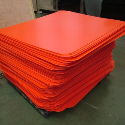 China PP corrugated layer pads for bottle packaging, providing clean, hygienic and durable separation. Custom sizes, colors and thicknesses available to protect bottles and reduce transportation costs. for sale