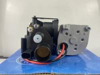 China 37206884682 BMW 7 Series G11 G12 740i 750i 760i Air Suspension Compressor Pump With Valve Block 37206861882 G11 G12 2016- for sale