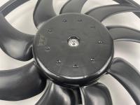 China 8K0959455R 8K0959455N Radiator Fan Assembly for Audi A6L C7 B8 Q5 High Performance Radiator Fans for sale