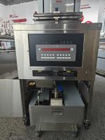 China OFG-5910 Gas Digital Computer Panel 55L Open Deep Fryer with 17KW Heating and 5 Fry Baskets for sale