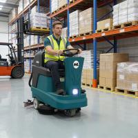 China MZL Factory Industrial Cleaning Machine Ride on Floor Scrubber Dryer for sale
