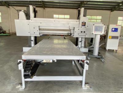 China CNC High-end  Automatic Flat Horizontal Cutting Machine for CE PU Foam 2100mm for sale