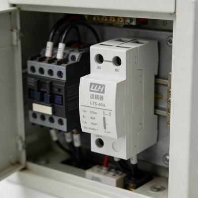 China Whole House SPD Decoupler 40A 15μH DIN Rail T1 T2 Coordination Industrial Protection for sale