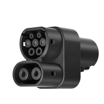 China Tesla to Ccs 2 Adaptor 200A Electric Vehicle Dc Ev Car Charger Plug Connector Adapter for sale