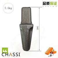 China Komatsu PC200 Bucket Tooth Root / Tooth King / Bucket Tooth Seat / Forged Wear-resistant Opening 40 for sale