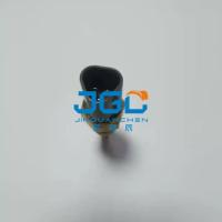 China Diesel Water Temperature Sensor VH834201250A for SK200-8 SK210-8 SK330-8 Excavator 12V for sale