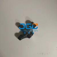 China Mechanical Rocker Cross VH137061080A for J08E J05E Excavator Engine OEM Quality for sale