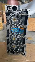China Mechanical 4HK1 6HK1 Excavator Engine Cylinder Head 8-98008363-6 OEM Quality for sale