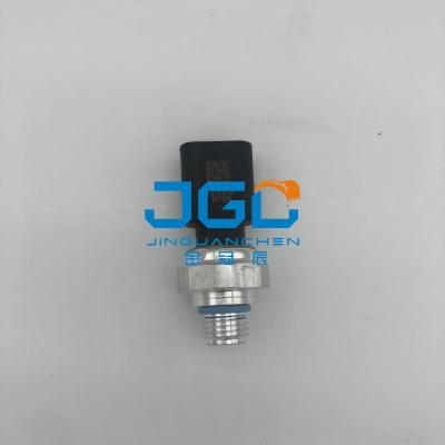 China Excavator Pressure Sensor 4358810F for PC300-8 350-8 360 Engine Parts High Precision 0-400 Bar for sale