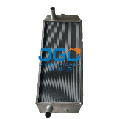 China UH07-3 Water Tank Radiator for Excavator 3-5 Year Lifespan Construction Machinery Accessories for sale