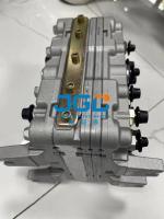 China Excavator Shuttle Valve Flow Control Hydraulic Valve YA00000543 C0400-60018 0-400 Bar for sale