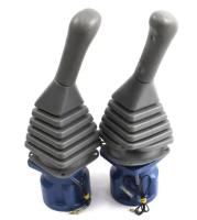 China Excavator Pilot Valve Control Joystick Operating Handle For E70B E120B E200B E312 E320 for sale
