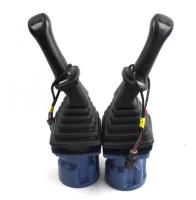 China Excavator Joystick Control Lever Handle for DH60-7 DH220-5 DH225-7 DH300-7 DH-7 10kg for sale