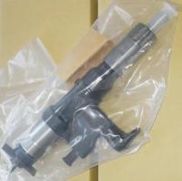 China Fuel Injector Nozzle 5878676 for SH210-5 SH240-5 SH350-5 SH360-5 SH380-5 SH460-5 Excavator Engine Parts for sale