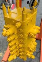 China Original PC120-6 PC130-7 Excavator Control Valve 723-56-11206 Distribution Valve for sale