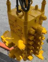 China Original PC120-6 PC130-7 Excavator Control Valve 723-56-11206 Distribution Valve for sale