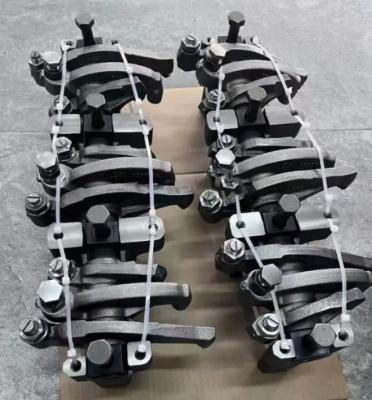 China QSM11 Excavator Diesel Engine Complete Rocker Arm Assembly 4003905 4003906 for sale