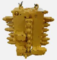 China Komatsu PC200 PC220 PC240 Excavator Hydraulic Control Valve Genuine Main Distribution Valve 1 Year Warranty for sale