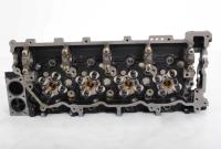 China New Cylinder Head Assembly Isuzu 4HK1 Diesel Engine Spare Parts Construction Machinery for sale