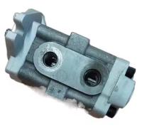 China 2003406 Hydraulic Gear Pump for Caterpillar Excavator 1 Year Warranty High Quality for sale