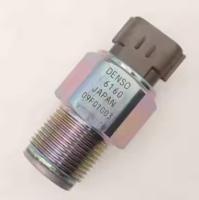 China Excavator Parts PC400-8 Fuel Rail Pressure Sensor ND499000-6160 24V High Precision for sale