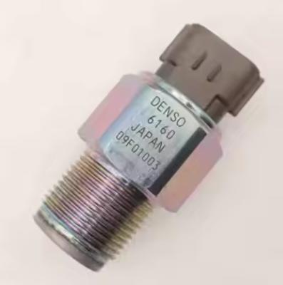China Excavator Parts PC400-8 Fuel Rail Pressure Sensor ND499000-6160 24V High Precision for sale