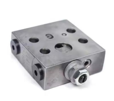 China Excavator Hydraulic Reducing Relief Valve 702-21-55100 for PC130-7 PC160-7 PC118 PC128 PC130 for sale