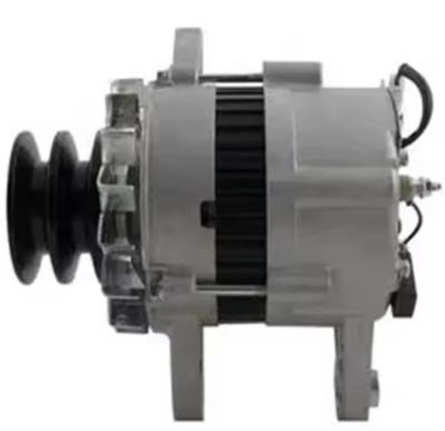 China EX200-2/3 6BD1 Excavator Alternator 24V 35A Generator 1-81200-440-2 0-33000-6552 for sale