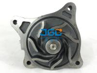 China Excavator 6D31 Diesel Engine Water Pump ME088301 ME391343 for SK200-6 SK200-6E for sale
