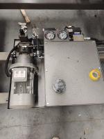 China CNC Aluminum Window Crimping Machine 4-Head Corner Crimper 450x450mm to 1800x3000mm Frame Size 7.5kW Power for sale