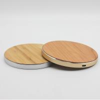China Custom Wooden Wireless Charger Pad 5W 7.5W 10W with Aluminum Base 73% Efficiency for sale